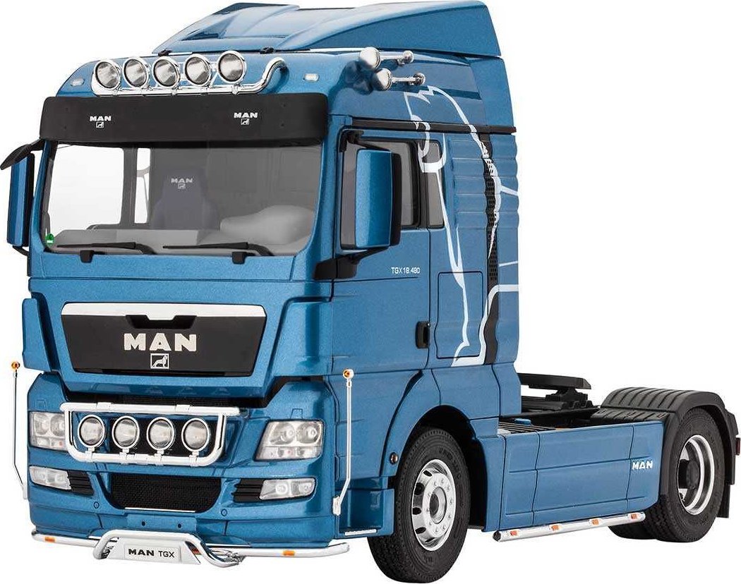 Recenze Revell MAN TGX XLX 1:24 - Zbozi.cz