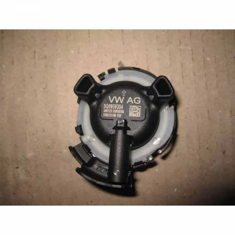 Rozbaleno čidlo tlaku - nárazový senzor ŠKODA Octavia III 5E0 3Q0959354 ...