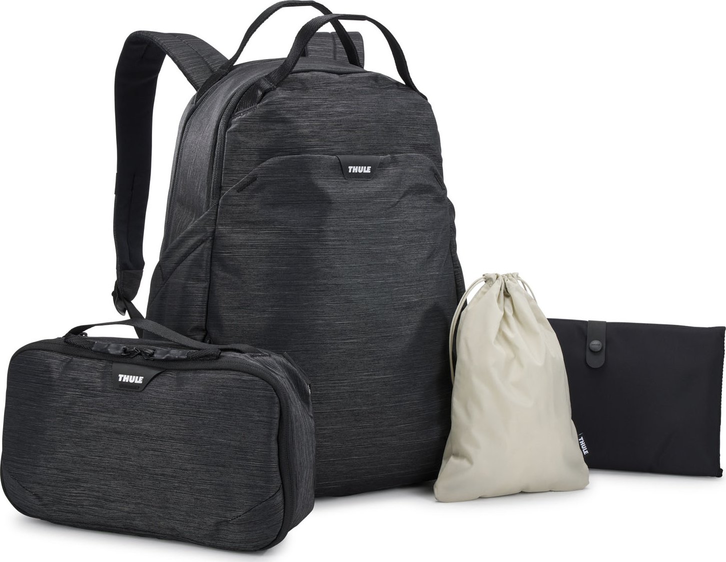 Thule Changing Backpack černý od 2 990 Kč - Zbozi.cz